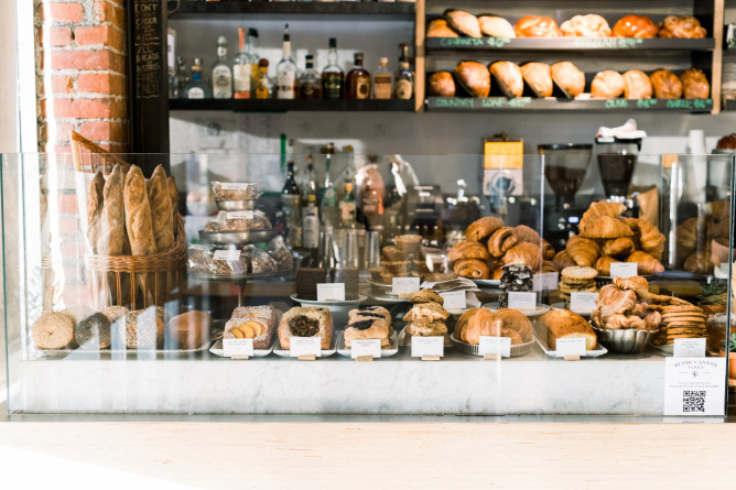 Milo & Olive | Visit Santa Monica