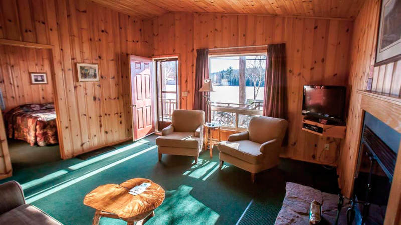 Blue Spruce Resort - Discover Muskoka: Plan Your Trip