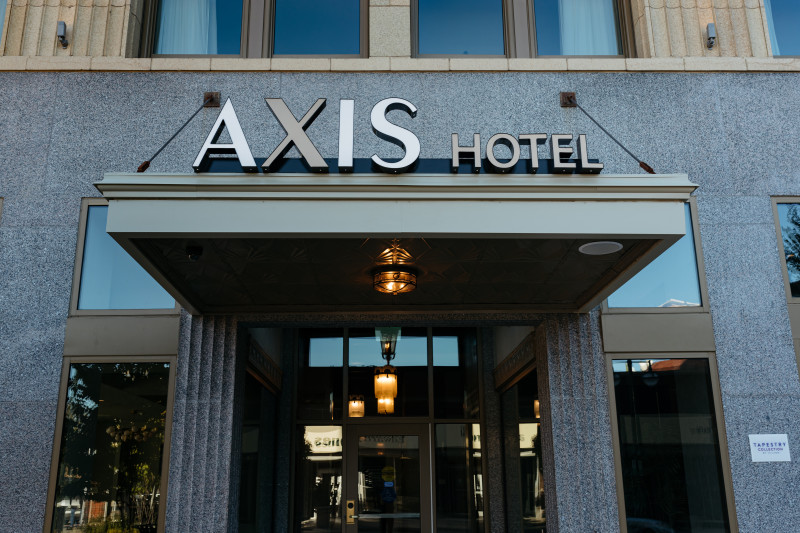 Axis Hotel by Hilton Tapestry Collection | Visit Quad Cities