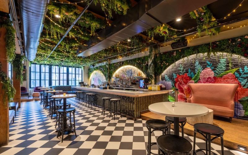 Hubbard Inn | Choose Chicago