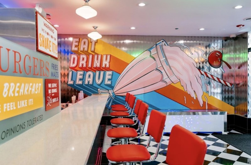 Ed Debevic's | Choose Chicago