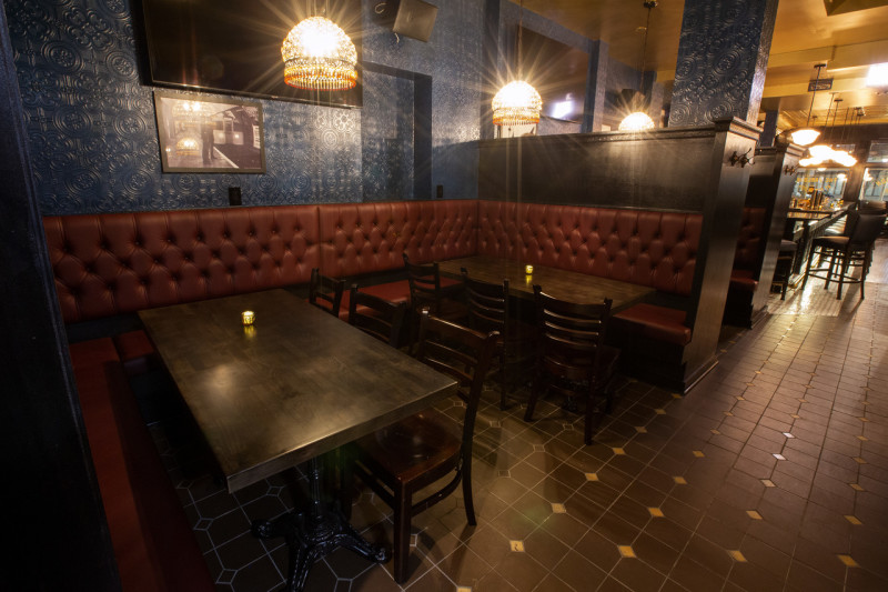 The Albion Manor | Choose Chicago