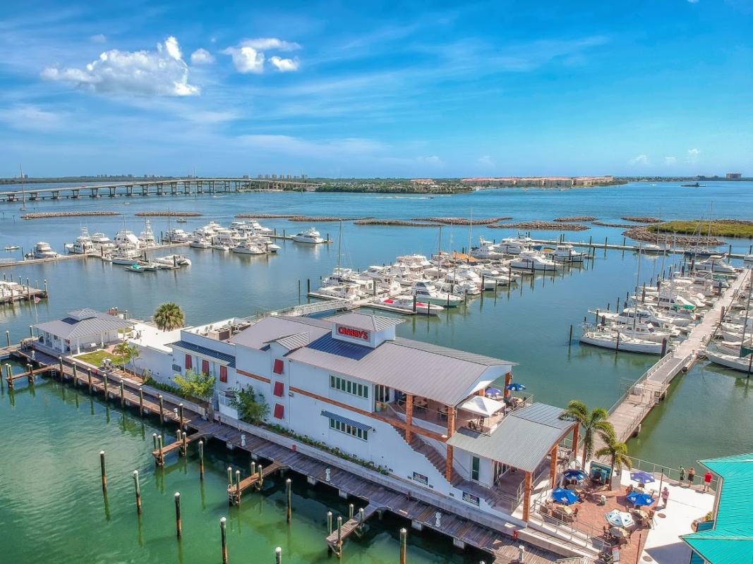 Crabby's Dockside - Ft. Pierce in Fort Pierce | VISIT FLORIDA