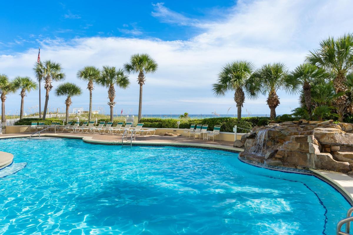 Jade East Towers in Destin | VISIT FLORIDA