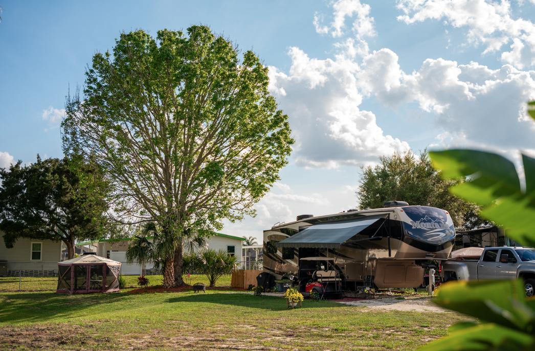 Encore Lake Magic RV Resort in Clermont | VISIT FLORIDA