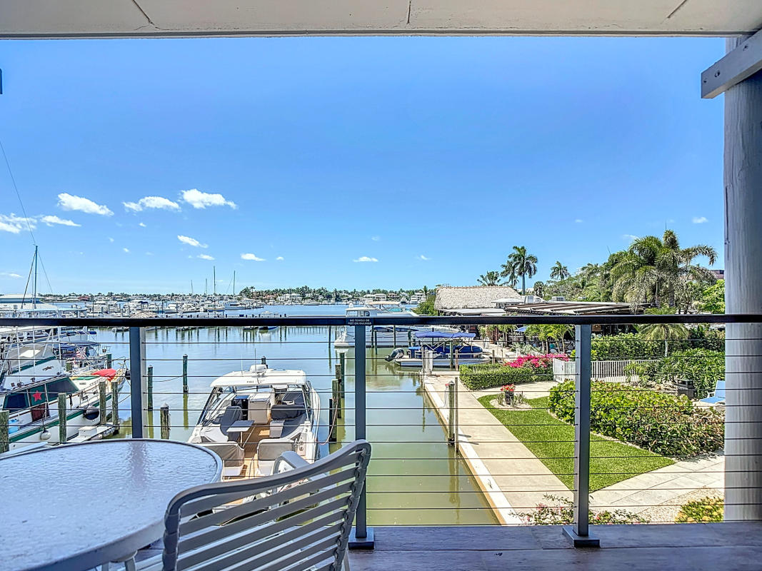Cove Inn on Naples Bay in Naples | VISIT FLORIDA