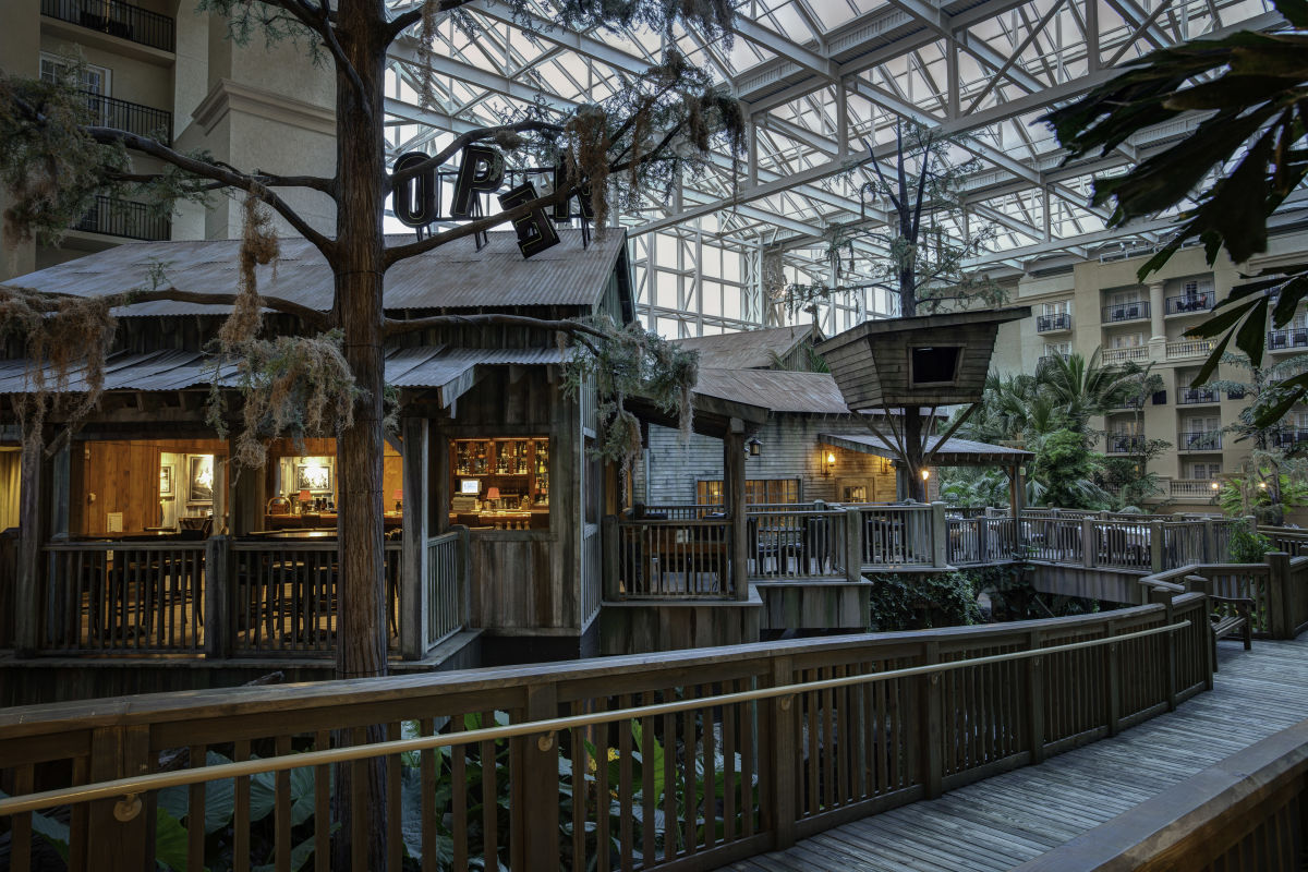 Old Hickory Steakhouse at Gaylord Palms Resort in Kissimmee | VISIT FLORIDA