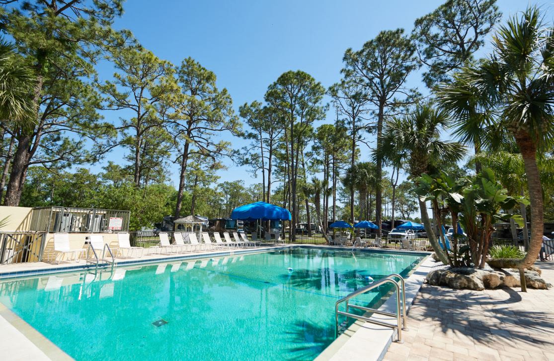 Encore Sunshine Holiday RV Resort - Daytona in Ormond Beach | VISIT FLORIDA