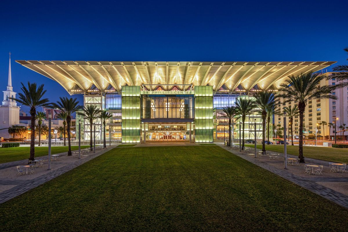 Dr. Phillips Center for the Performing Arts in Orlando | VISIT FLORIDA