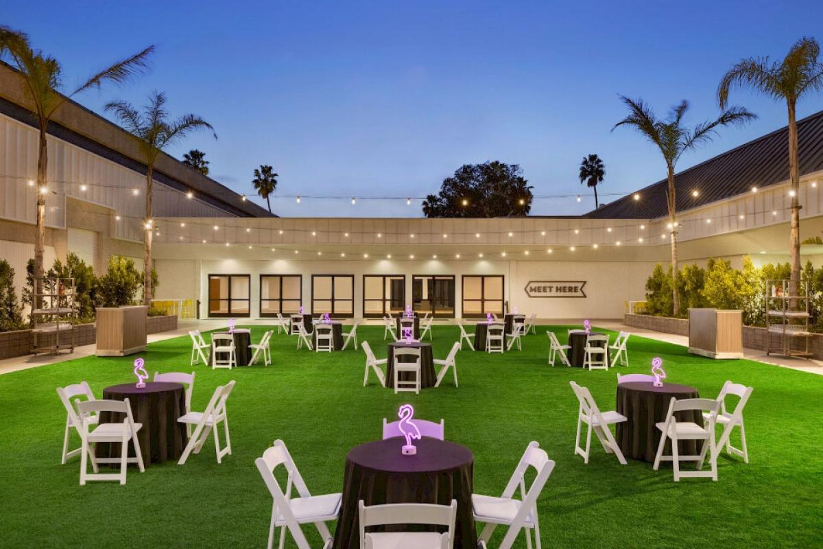Campus-Style Event Space with Outdoor Connectivity