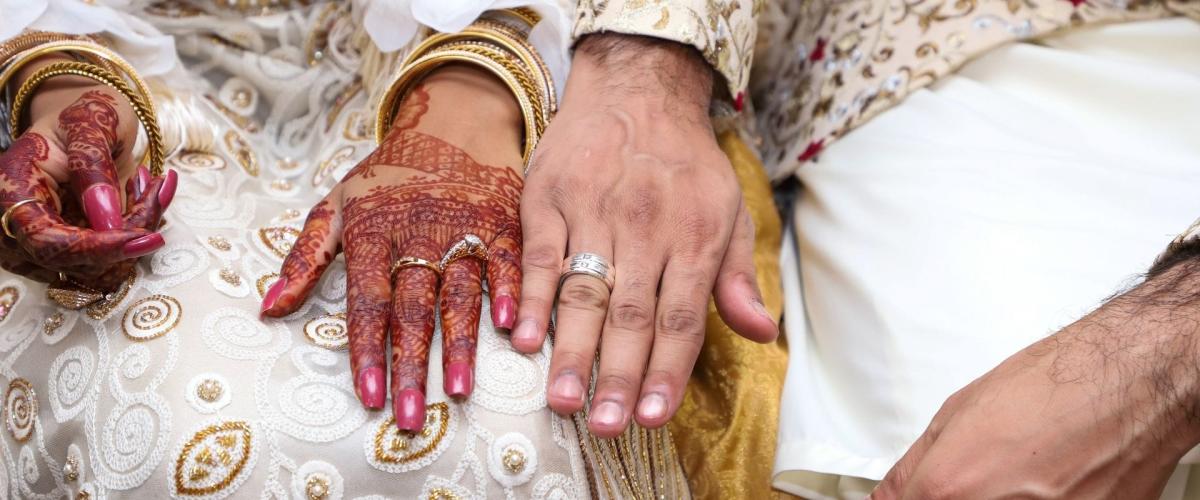 Tips for Planning a Bilingual Wedding for Your Clients