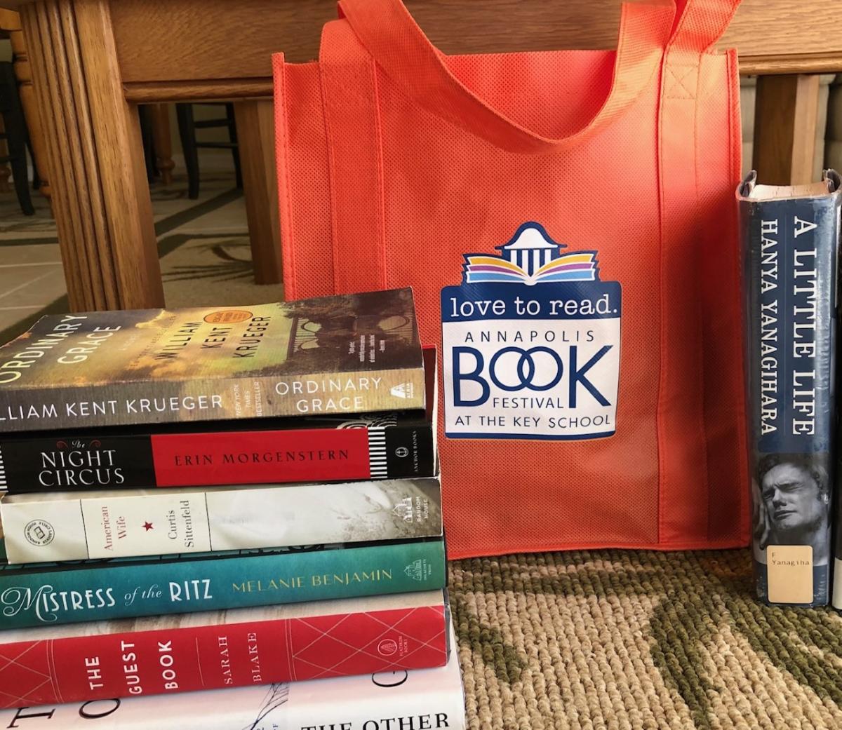 4 Highlights - Loving Everything Related to Books