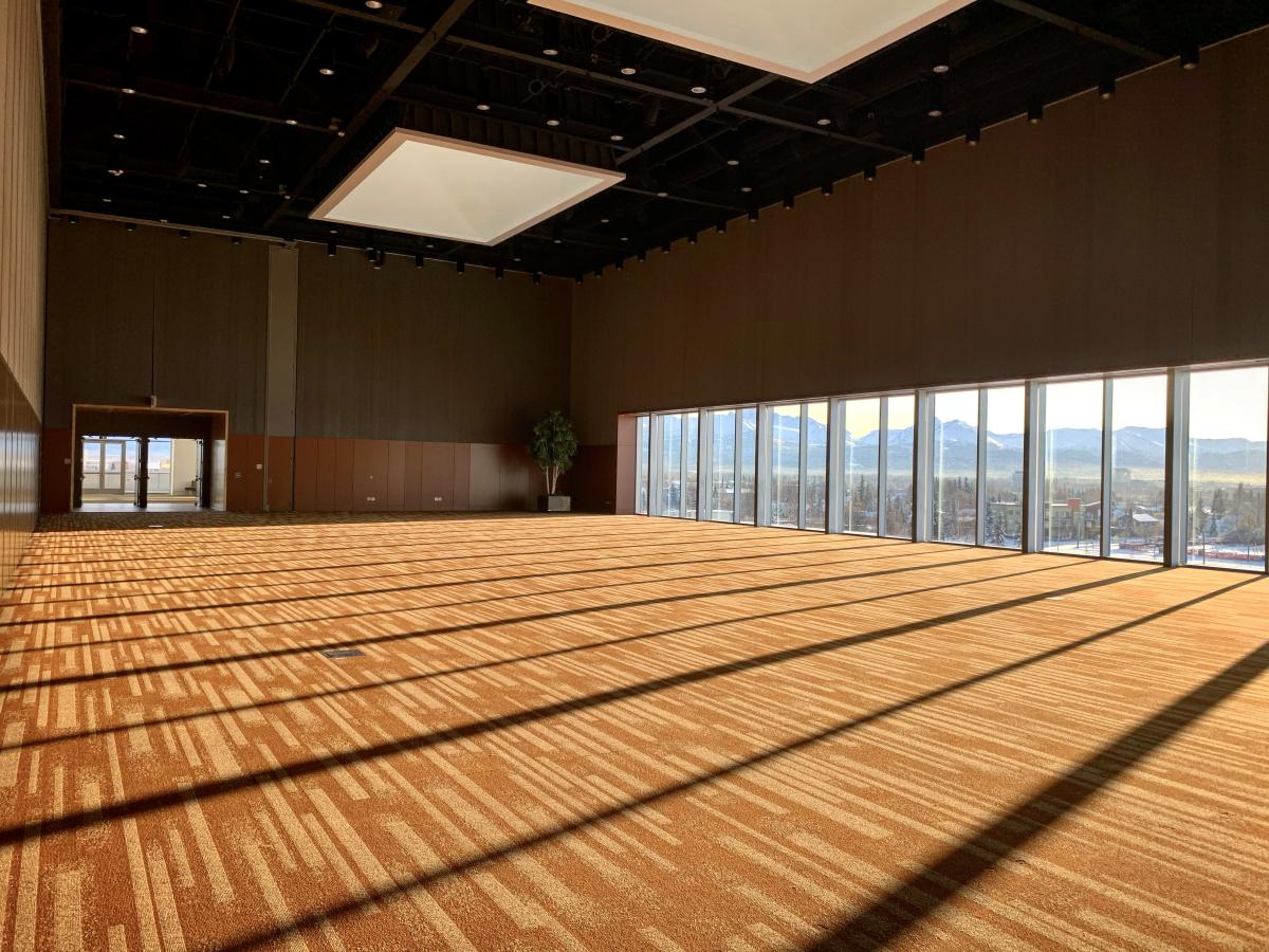 Floorplan & Capacity Charts