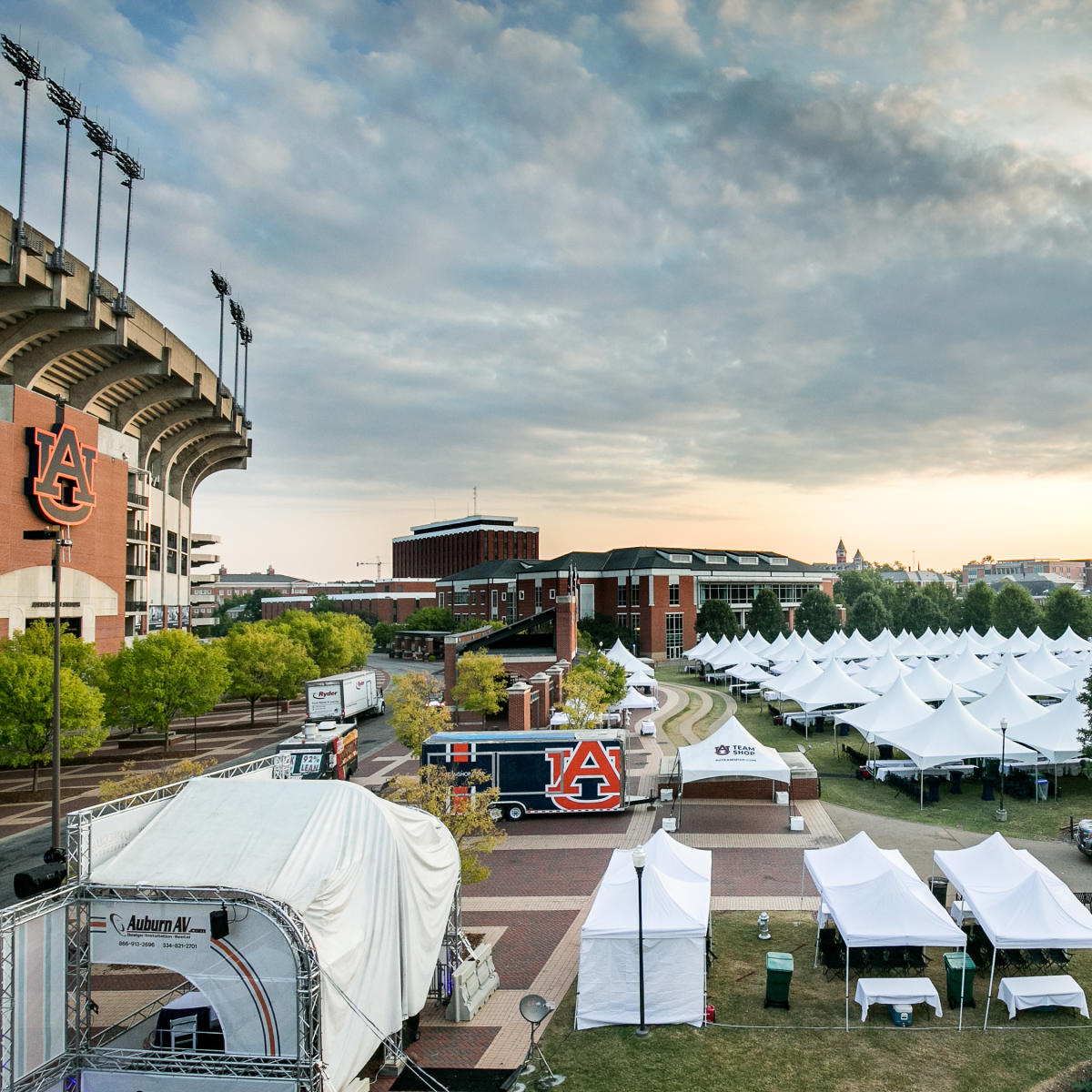 A Brief History of Tailgating in Auburn | Auburn-Opelika, Alabama ...