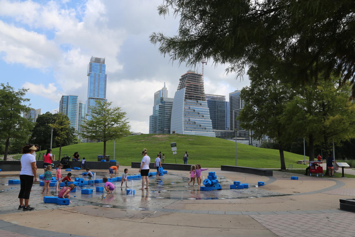 Best Splash Pads in Austin, TX | Family-Friendly Fun