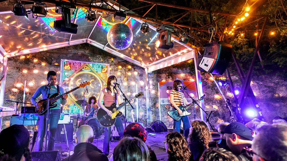 Visit Austin, You’re in for a Show!