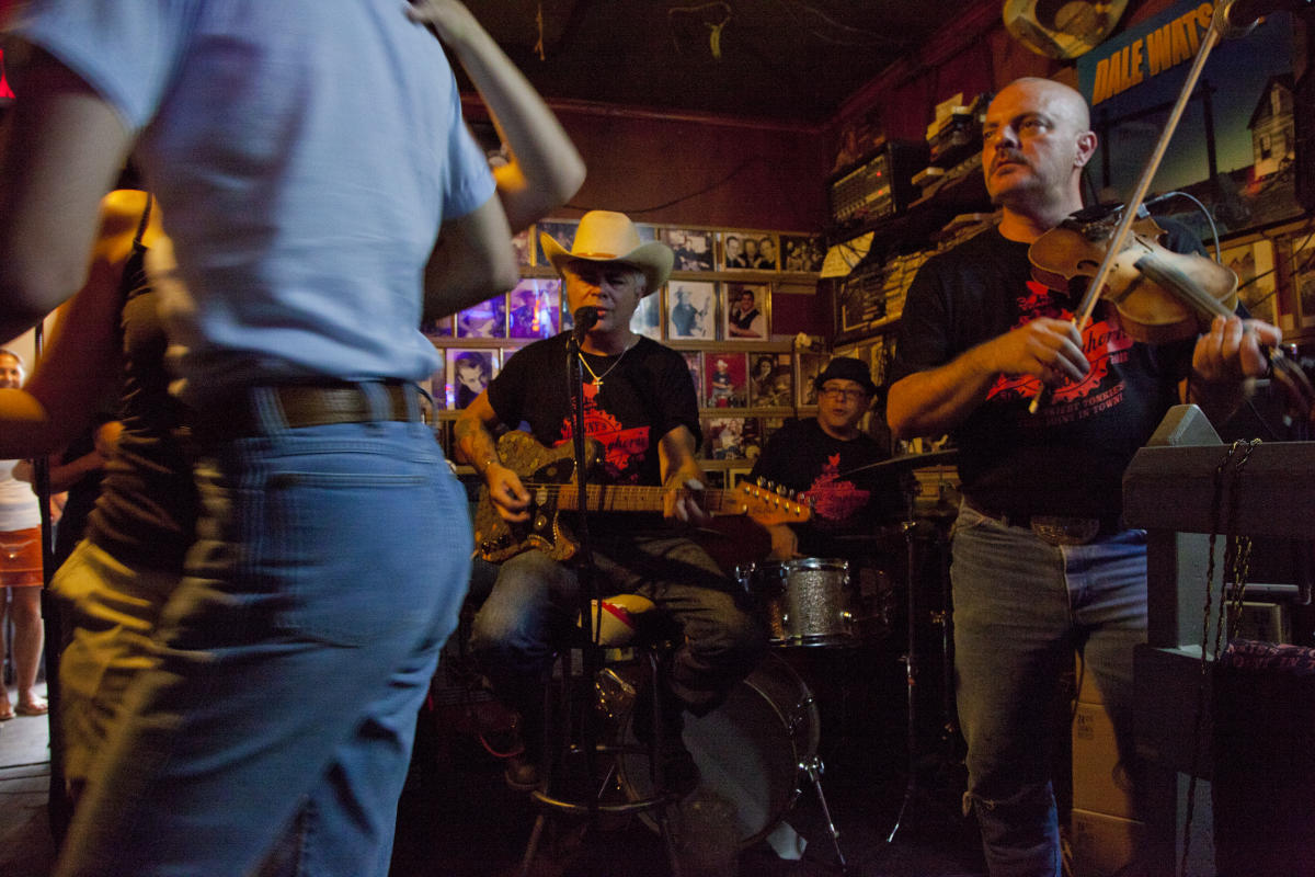 Guide to Austin's North Loop Neighborhood | Things to Do