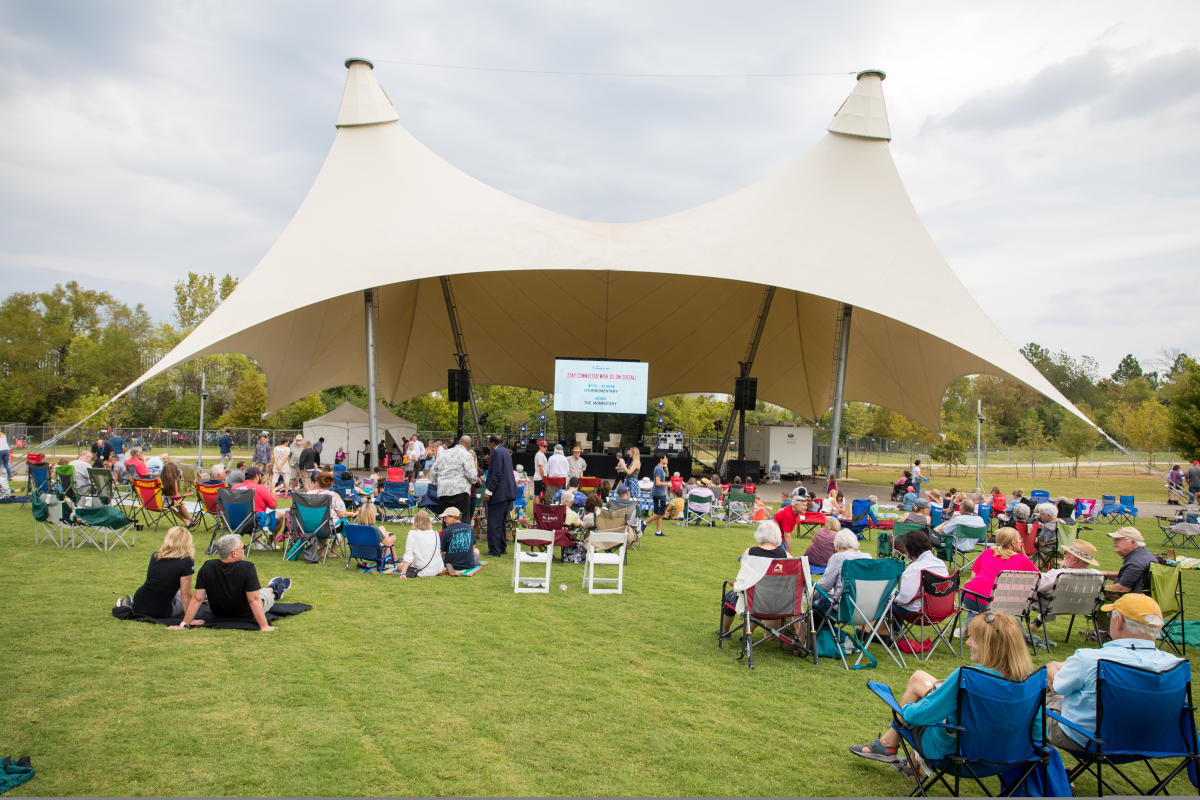 Live on the Green Bentonville Momentary Concerts