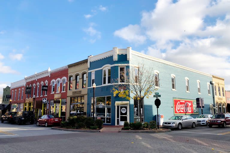 5 REASONS TO VISIT BENTONVILLE, ARKANSAS AS A FAMILY