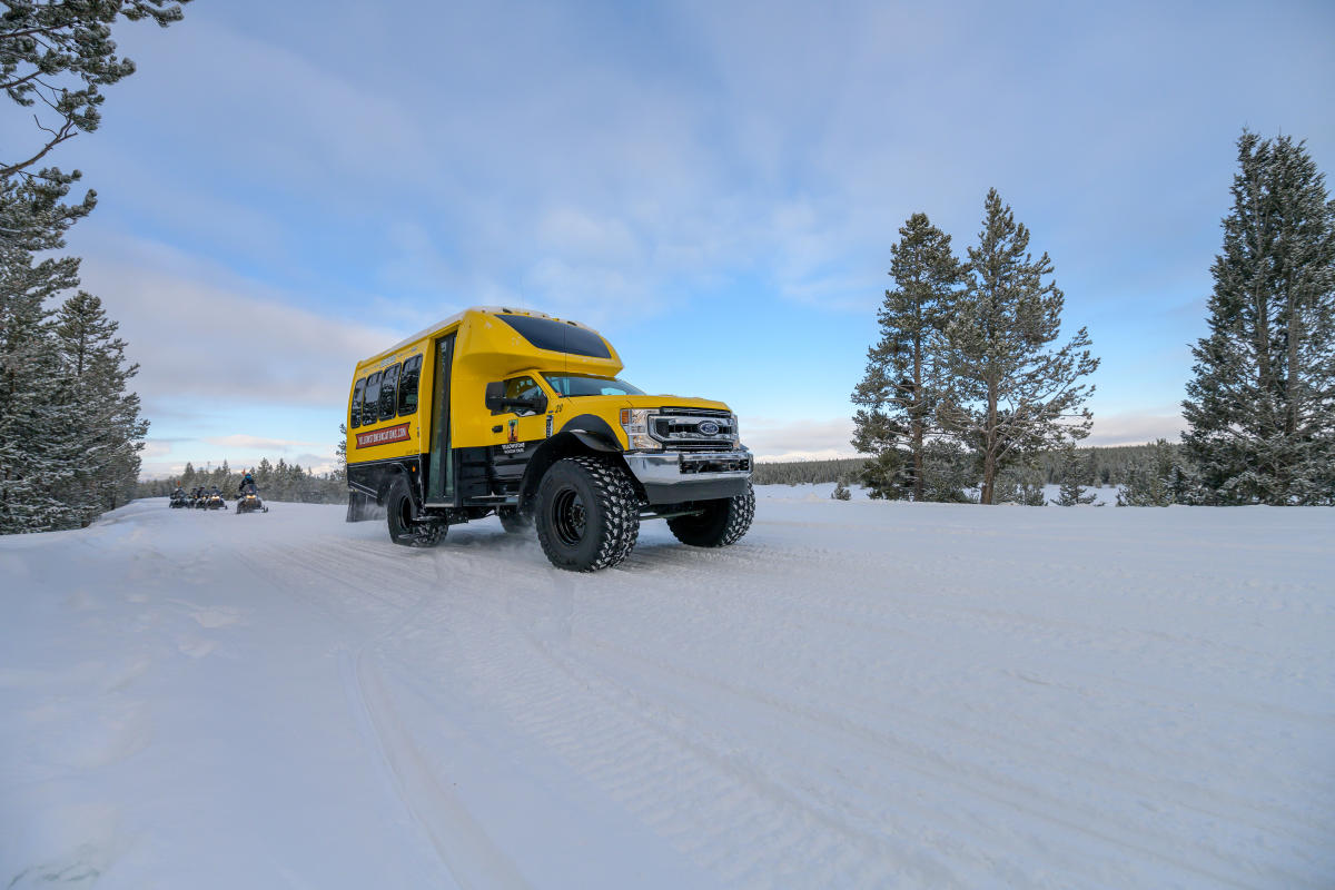 Snowcoach Tours | Visit Big Sky