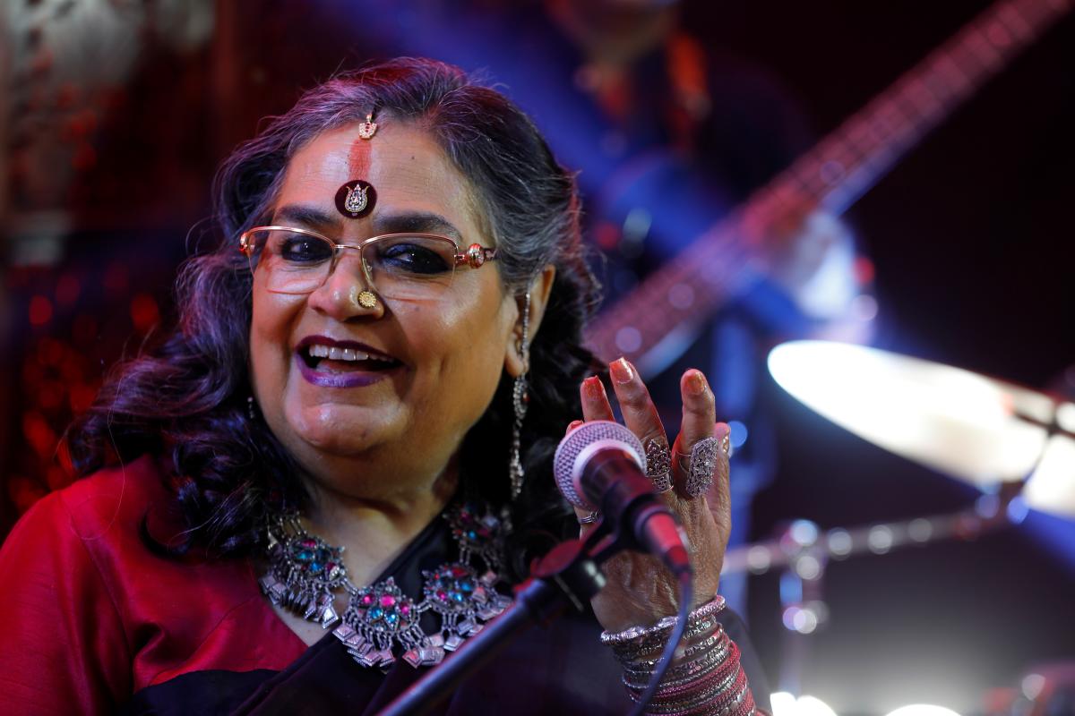 Queen of Indian Pop' Usha Uthup performs in Birmingham for the first ...