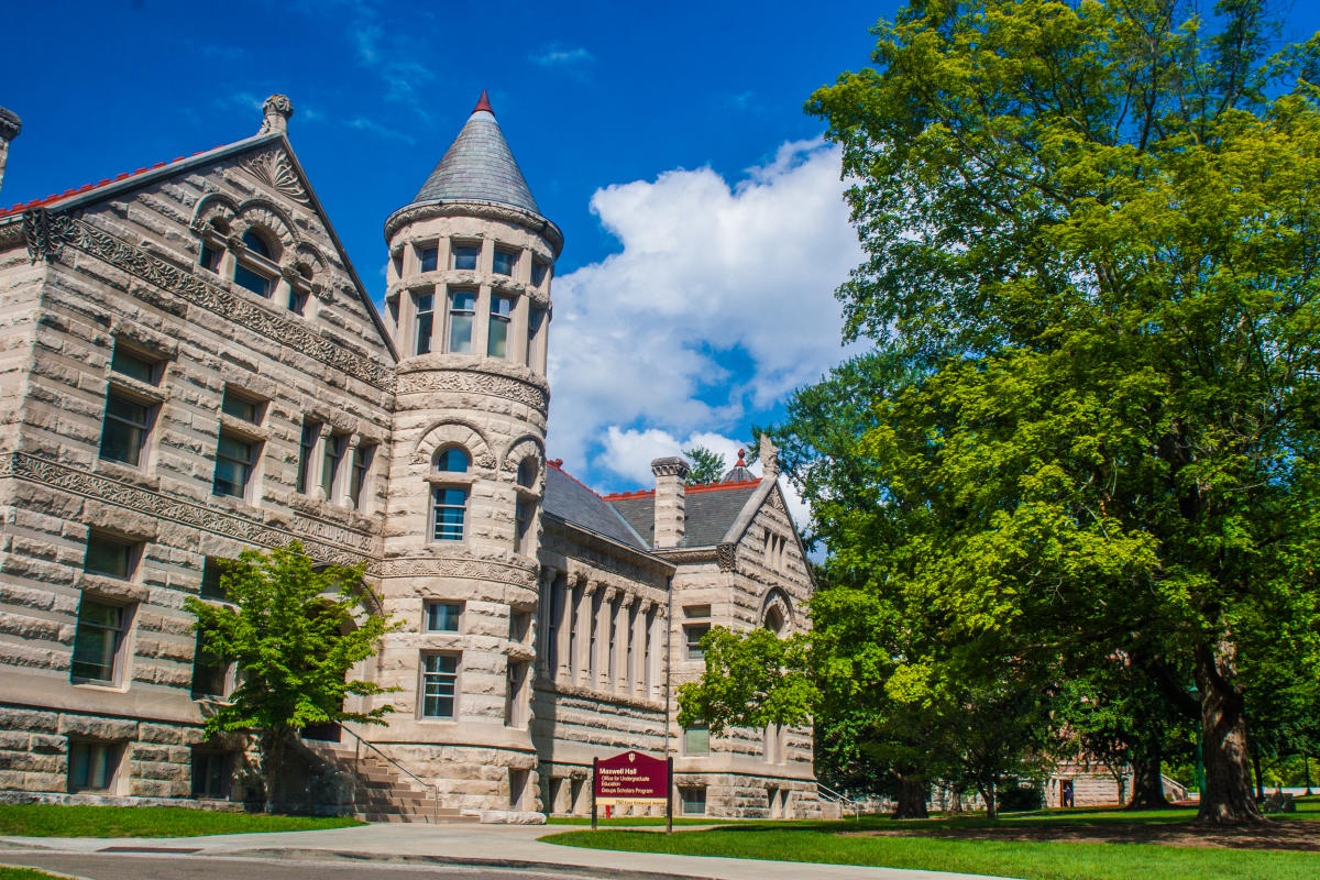 Visit Indiana University in Bloomington | Maps, Parking & Events