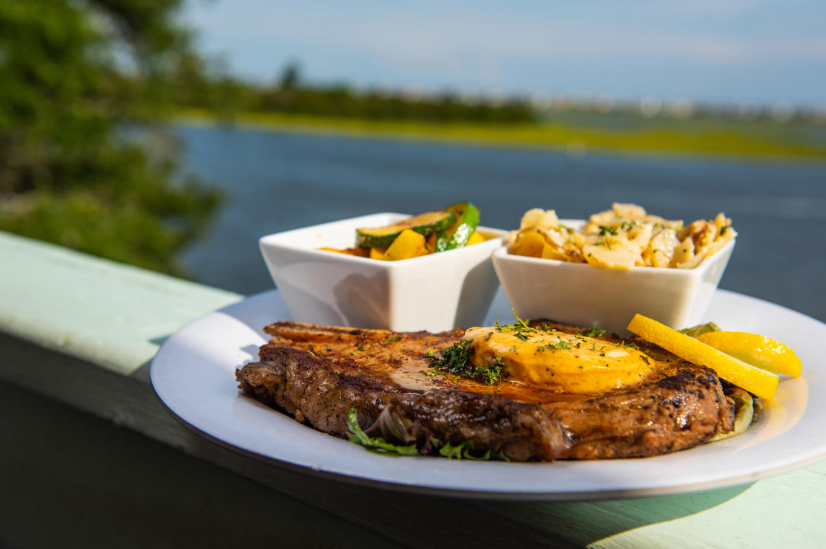 Sunset Beach, NC Restaurants | Crabby Oddwaters & Sarah's Kitchen