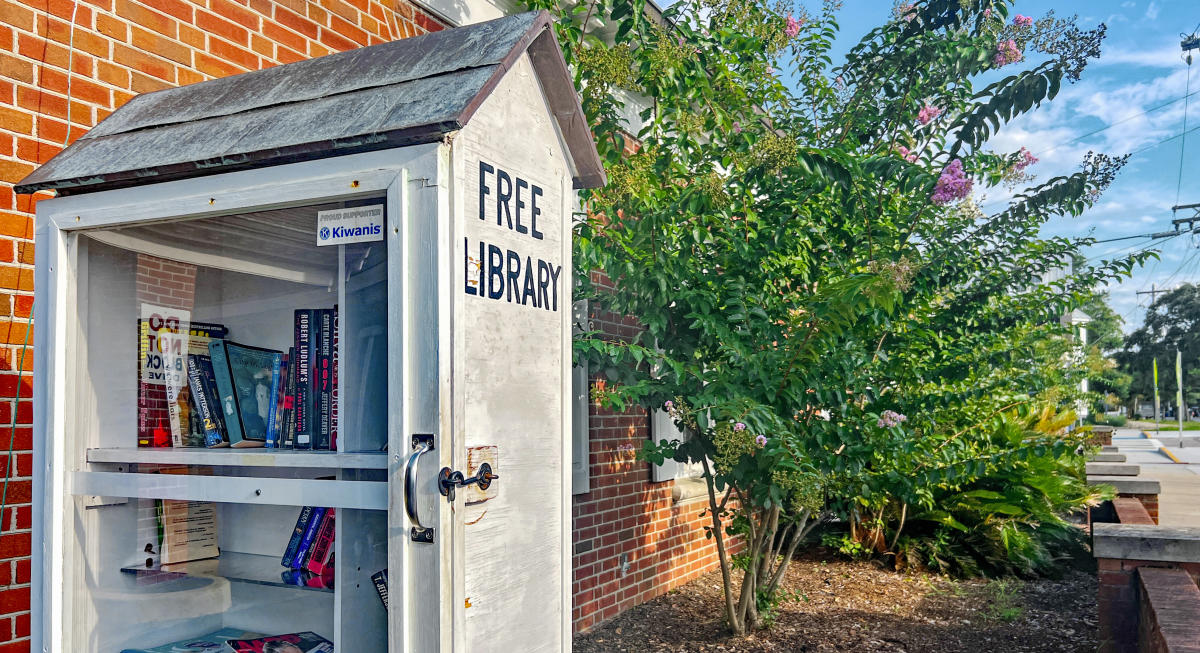 Little Libraries In NC's Brunswick Islands | Literature