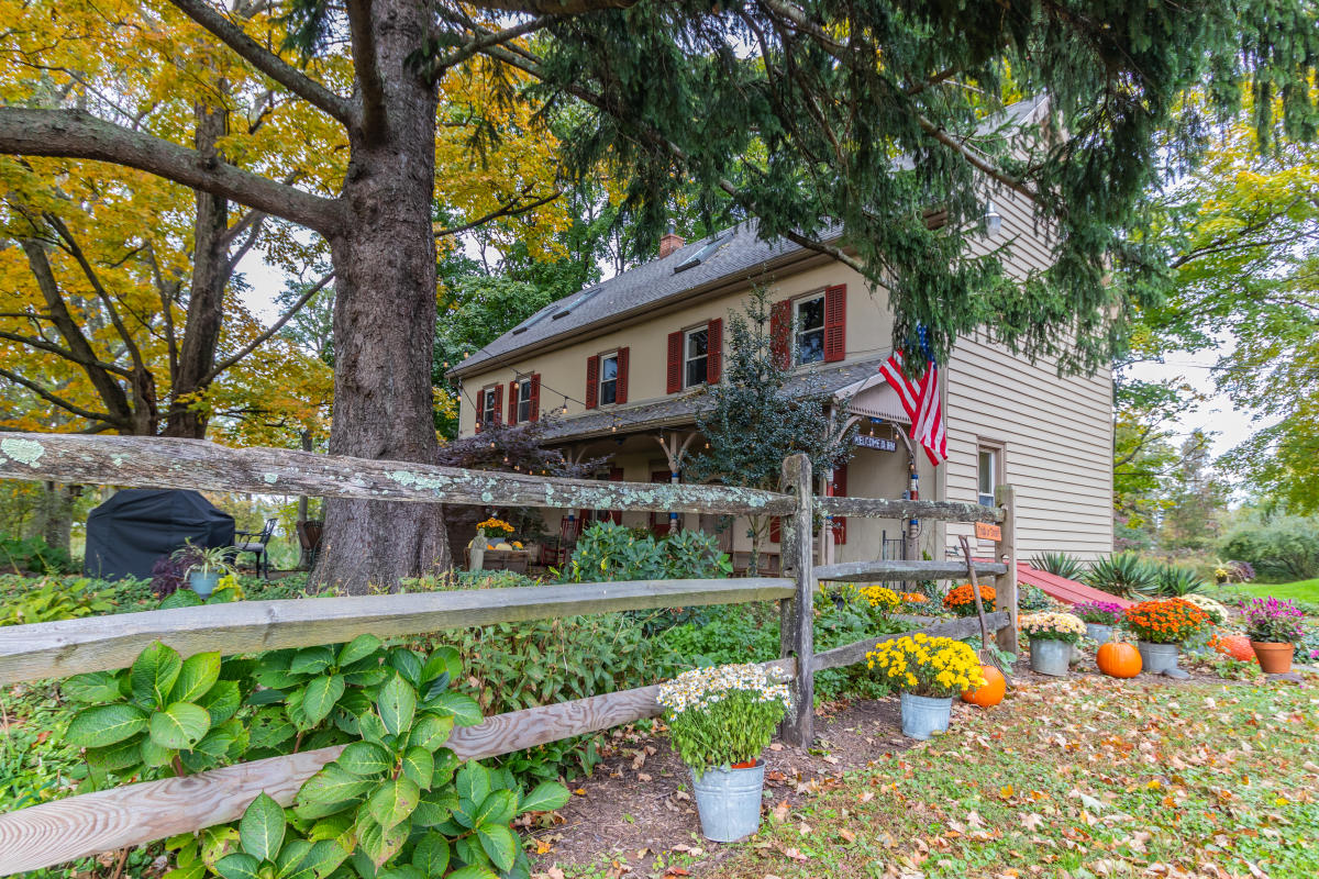 Places to Stay in Bucks County | Hotels, B&B & Campgrounds