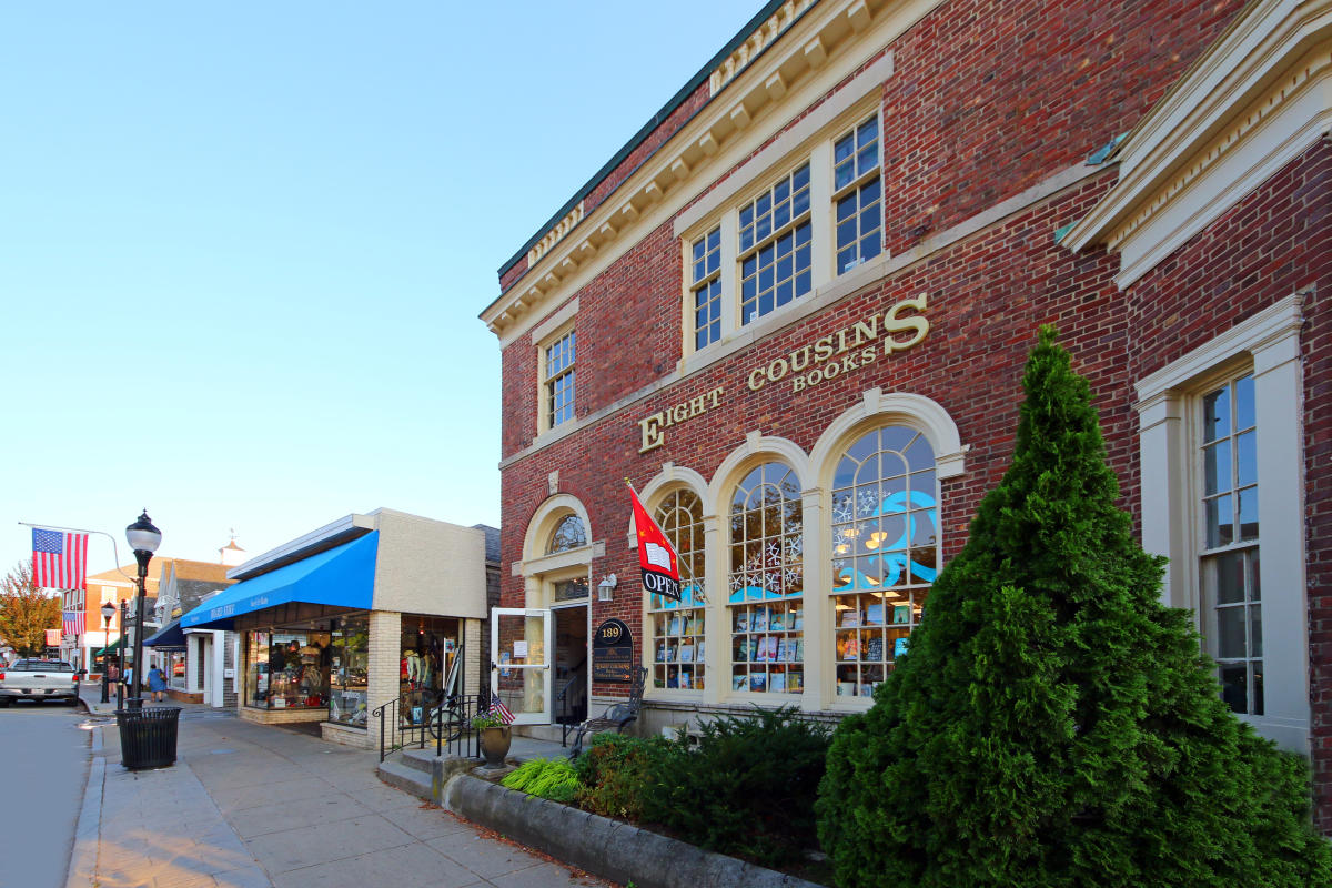 Explore the Cape & Islands Bookstore Trail