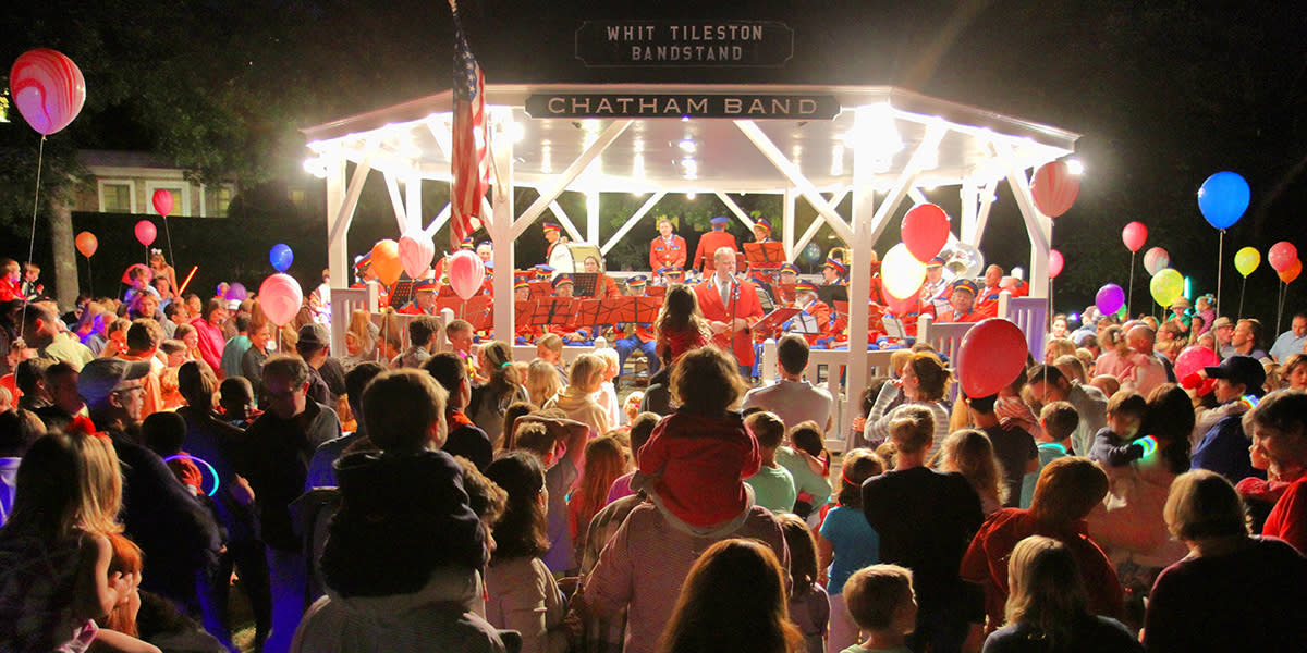 Things To Do in Cape Cod at Night | Ghost Tours & Nightlife