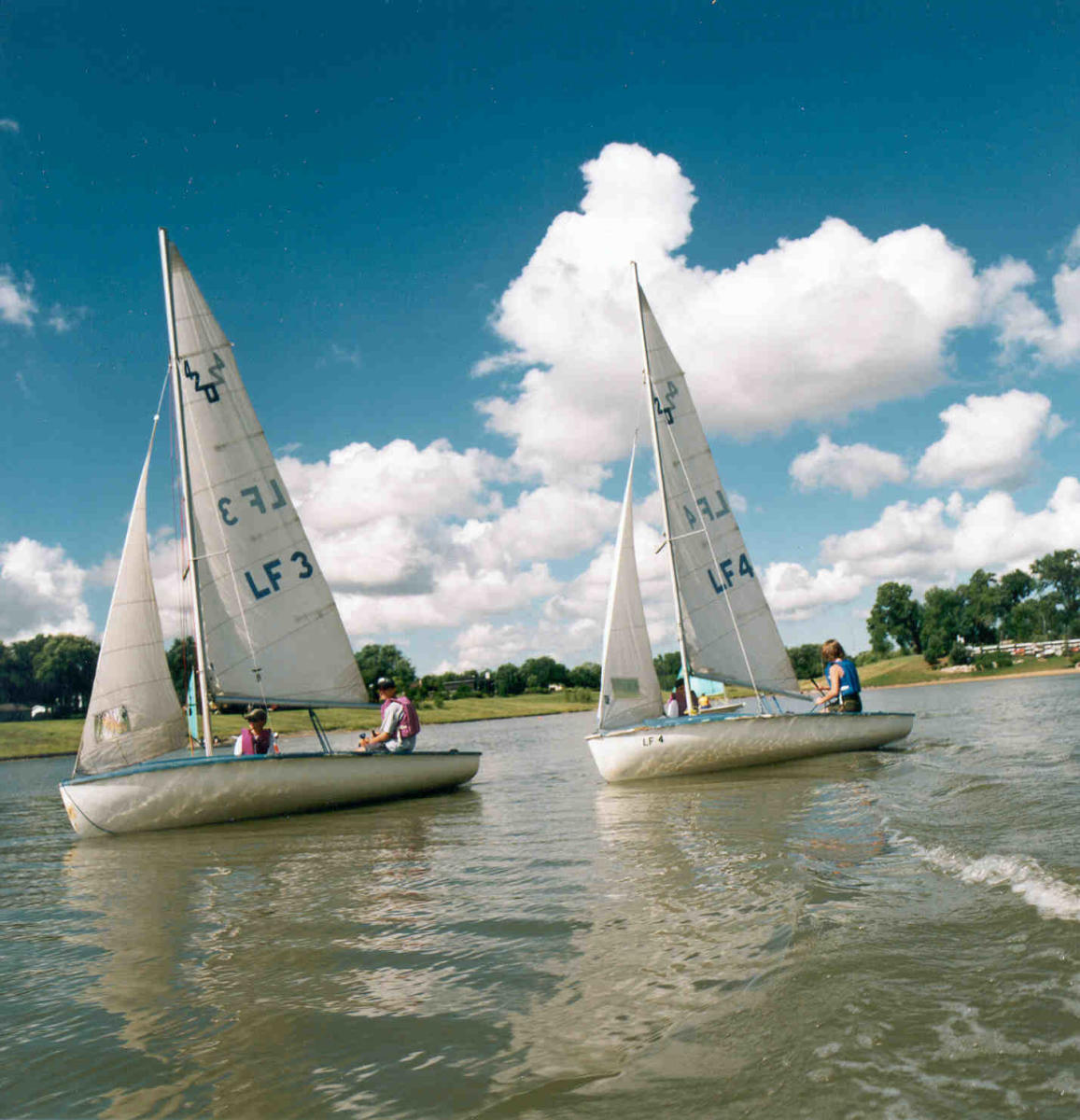 Chicago Northwest Lakes | Canoeing, Trails & Outdoor Fun