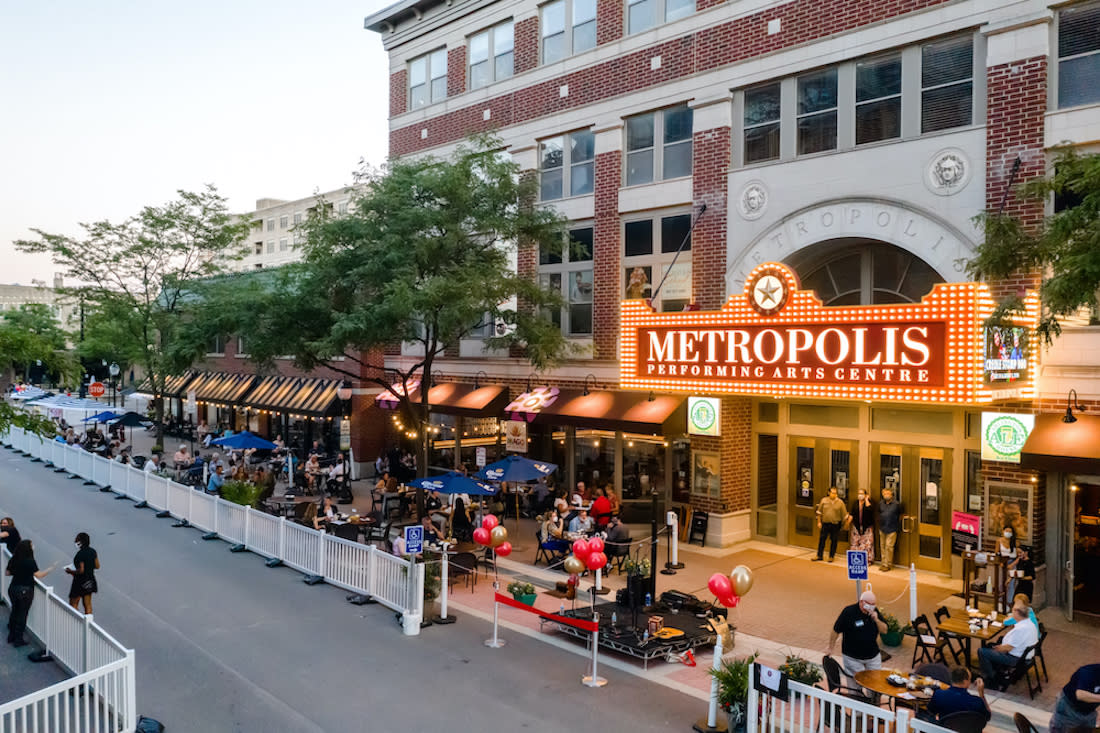 Live Theaters in Chicago Northwest | Performing Arts & Opera