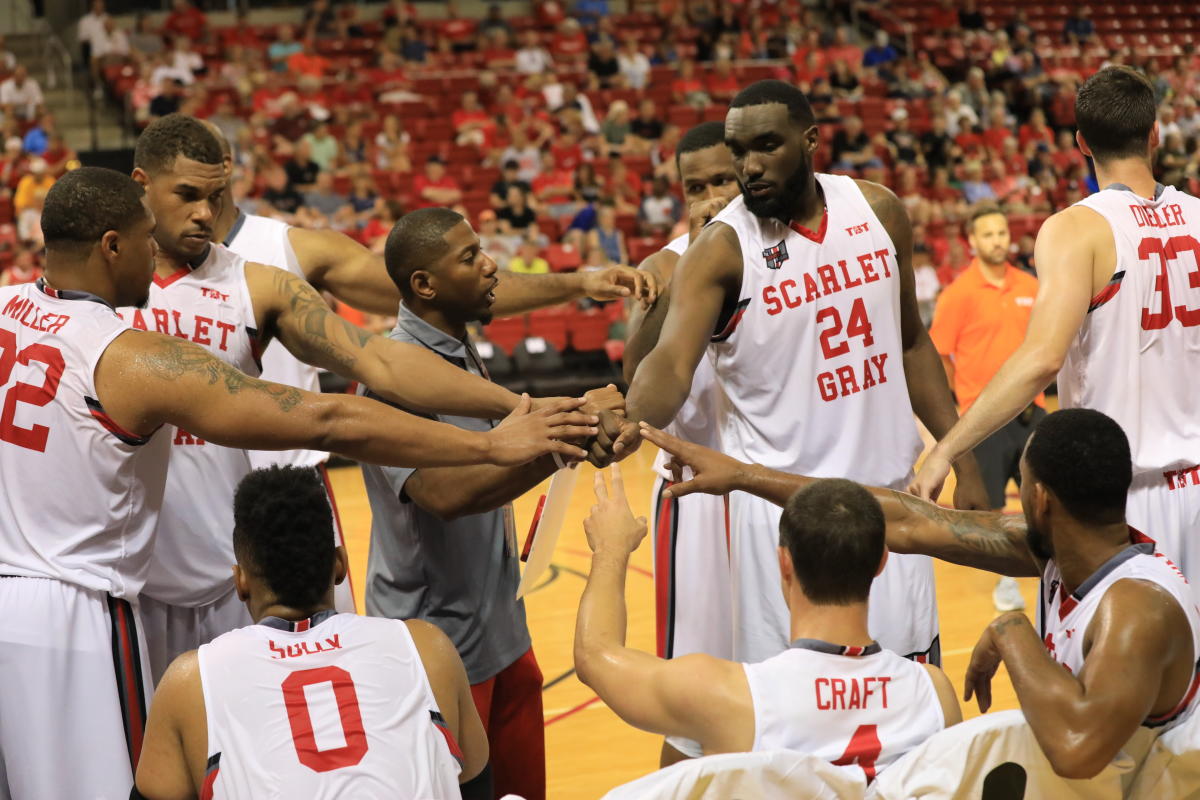 Columbus Basketball Legends Are Ready to Play Again