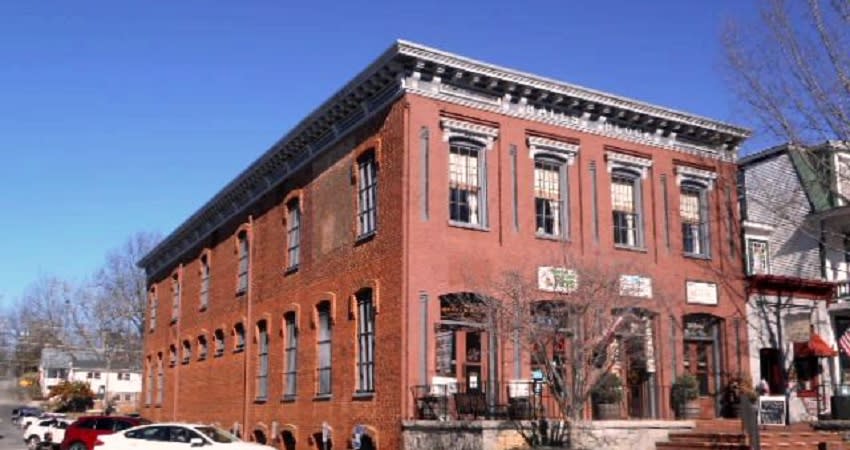 Hall's Block: Putting the Cart Before the (Iron) Horse