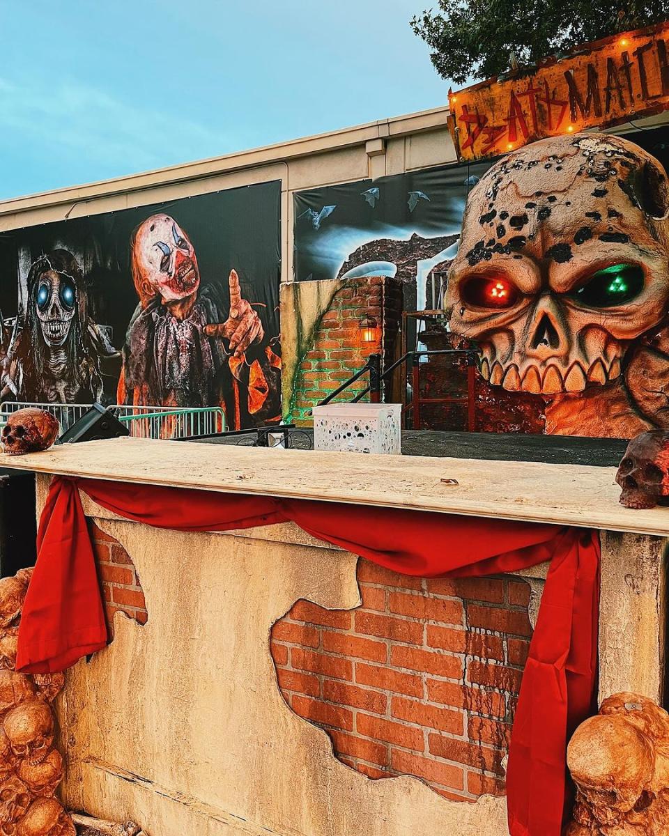 8 Fun & Spooky Haunted Houses Around Austin