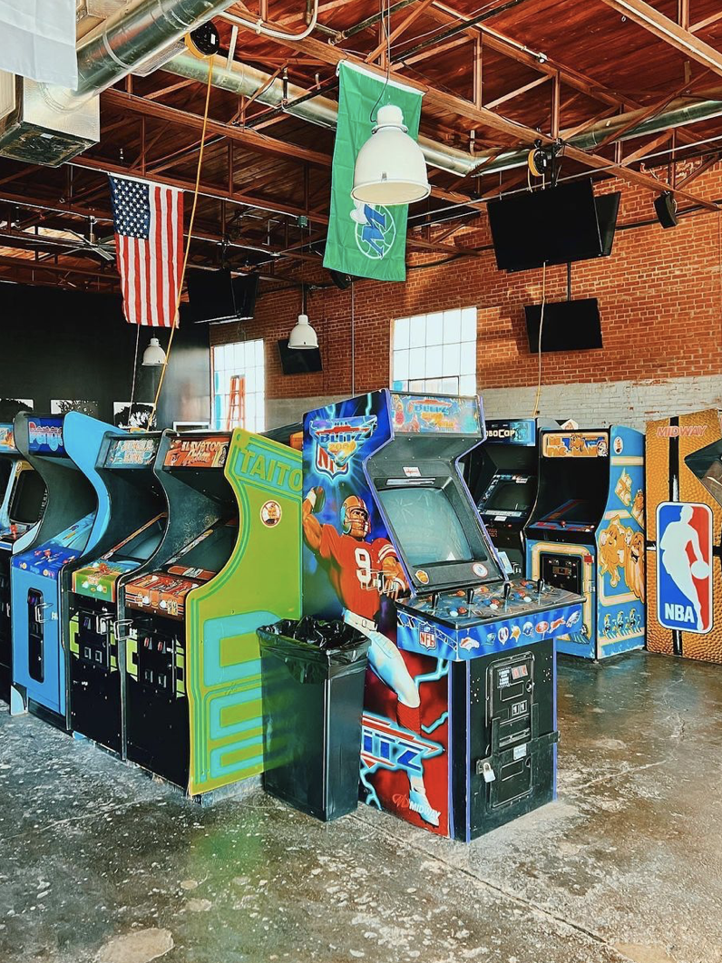 FlashBack RetroPub is Now Open