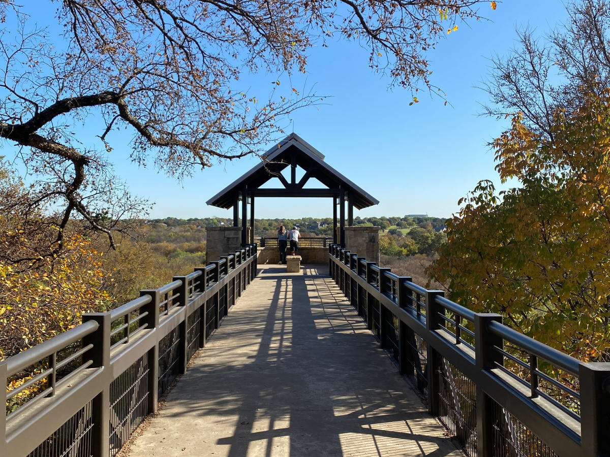 Where to See Fall Foliage Around Dallas