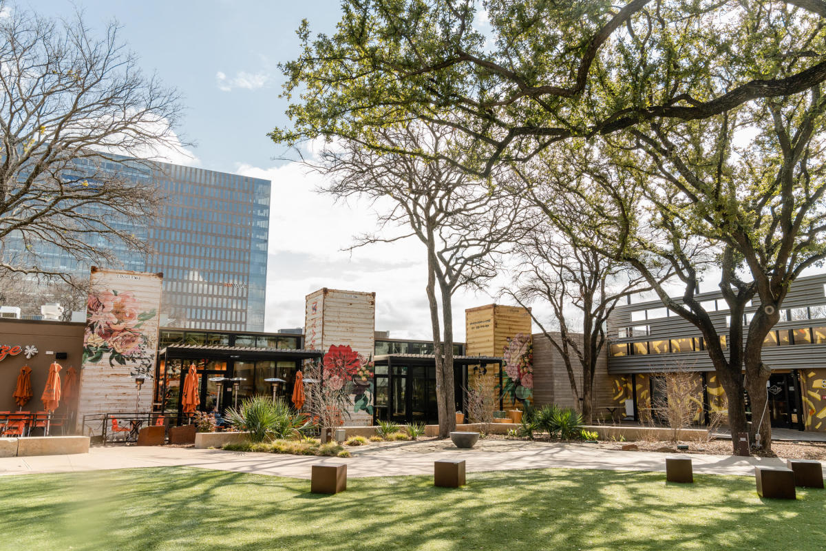 Neighborhood Guide: The Hill