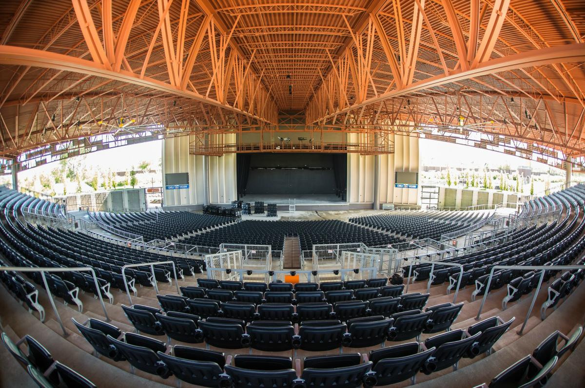 Top 10 Places to Eat Near the Rose Music Center