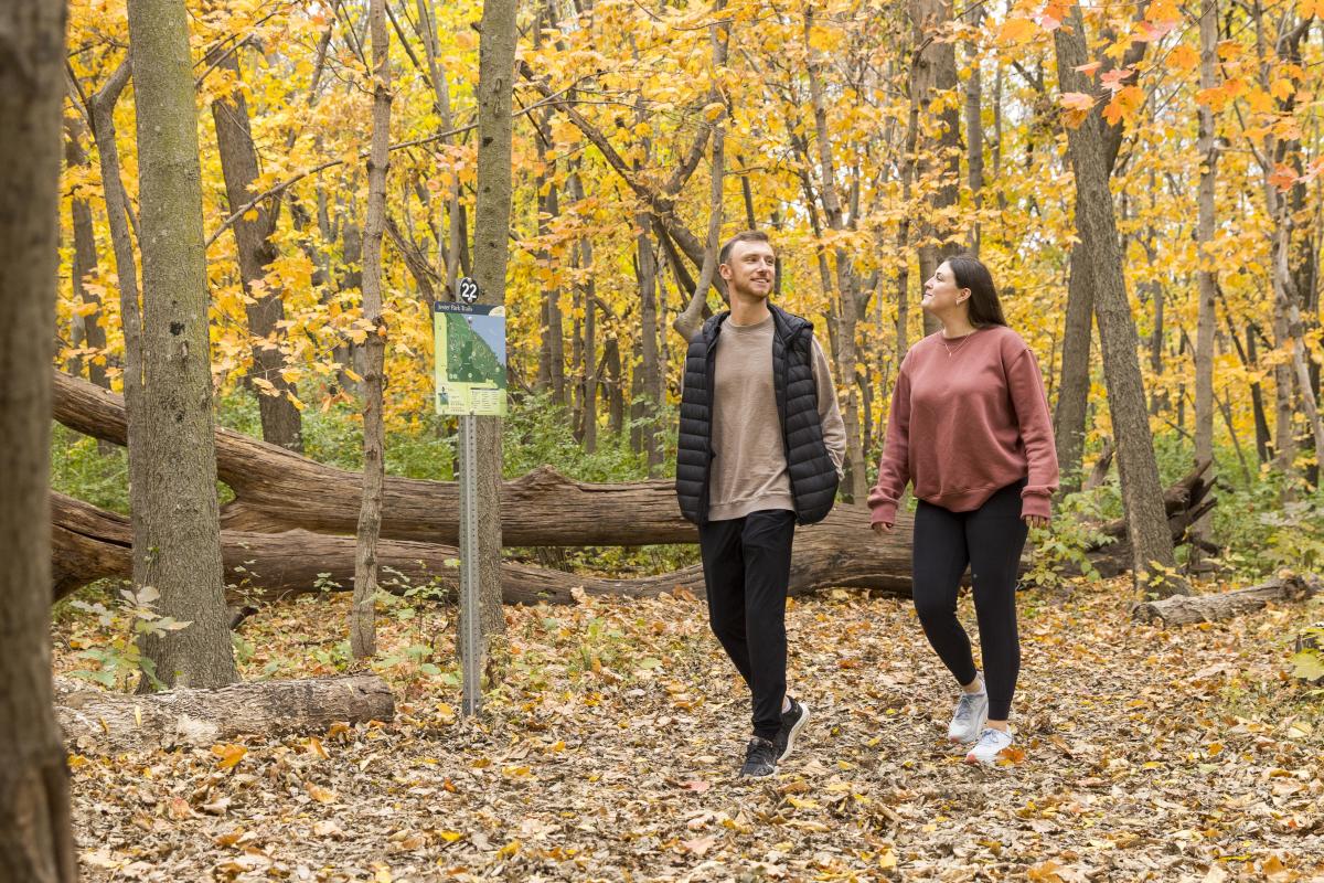 5 Ways to Experience Fall Colors in Greater Des Moines