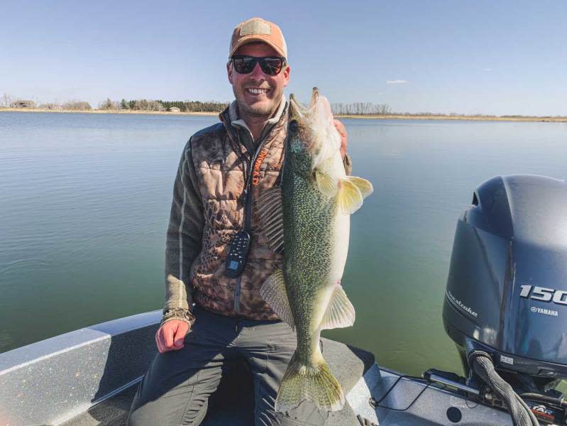 Devils Lake Walleyes on the Prowl Early