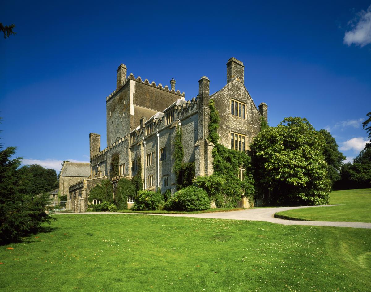 Step back in time this Father’s Day weekend as Medieval mayhem takes ...