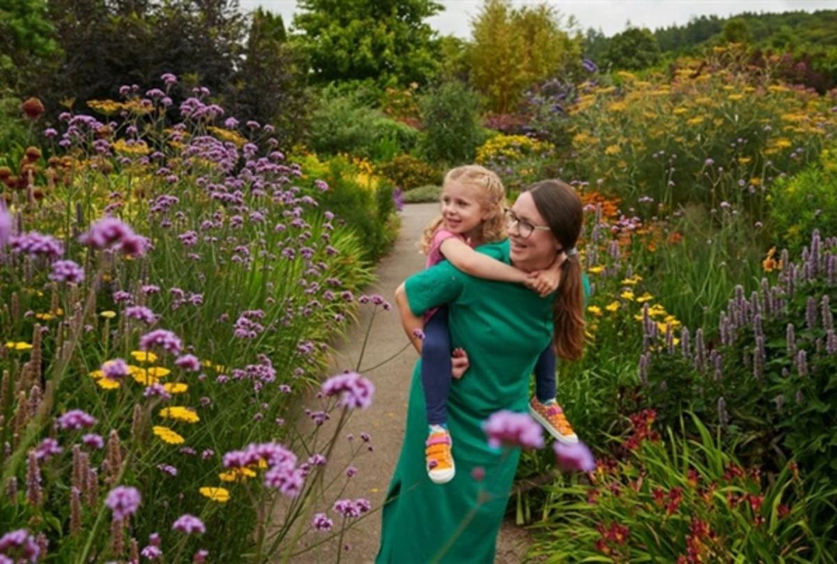 Devon’s Top 10 Spring Gardens