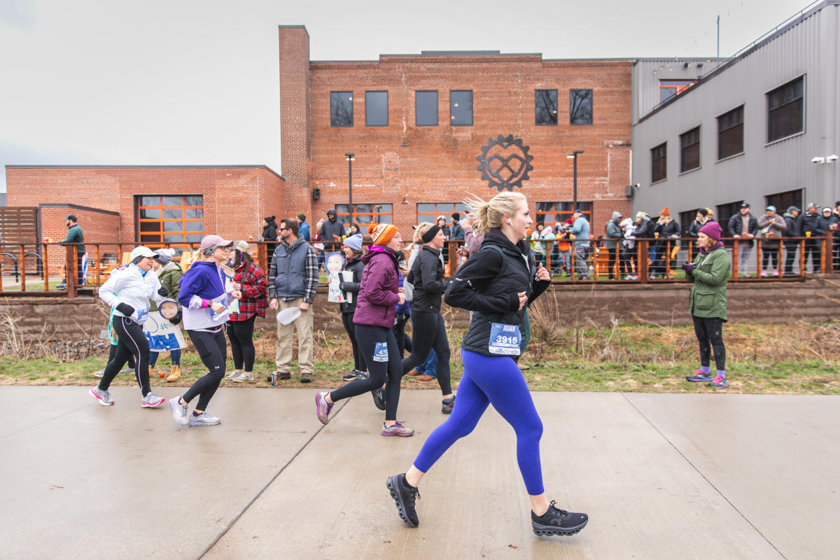 Best Places to Watch The Eau Claire Marathon