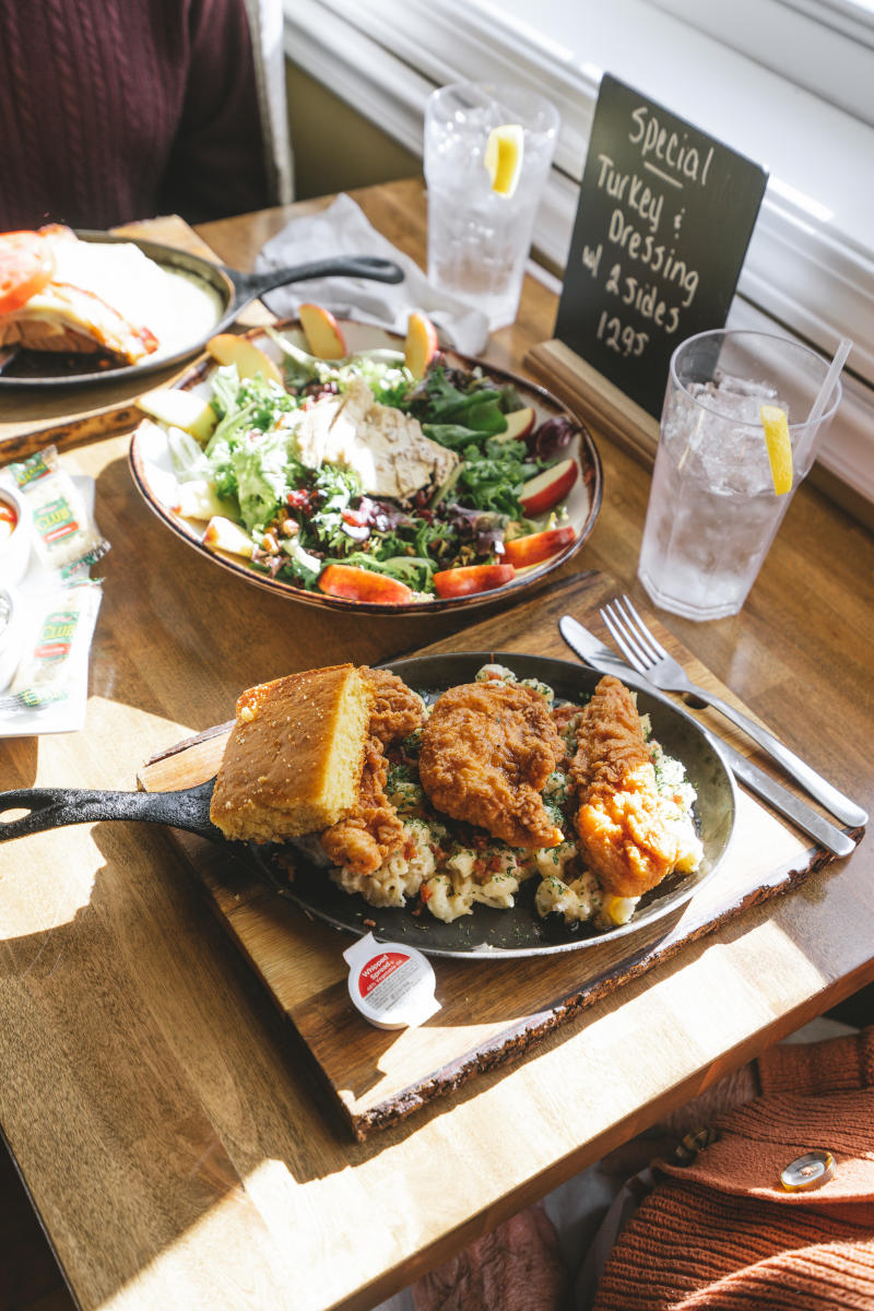 Elizabethtown Restaurants and Dining Guide