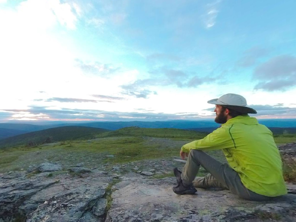 Midnight Sun on Murphy Dome in 360 | Explore Fairbanks, AK