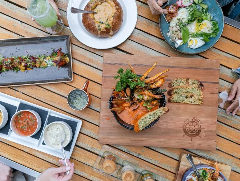 A Foodie's Guide to the Must Eats & Best Restaurants at Fisherman's Wharf