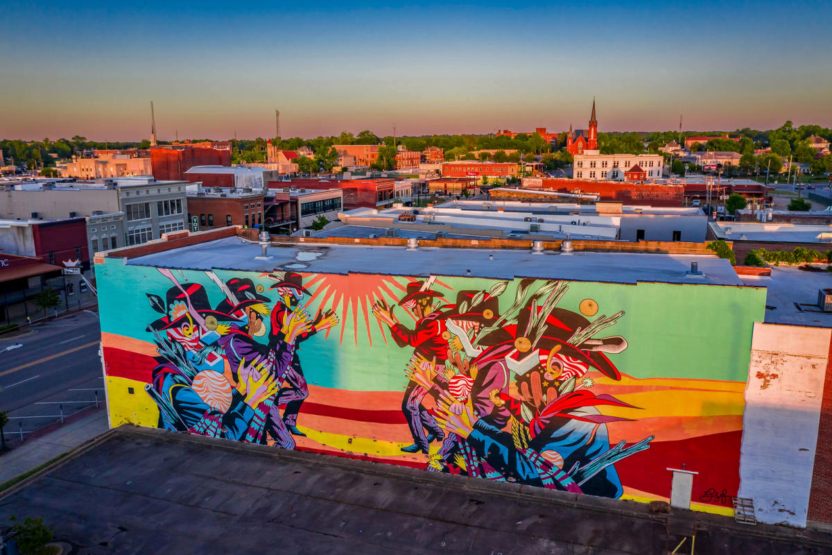 Mind Gap Mural Delayed by Rain in Fort Smith Alley