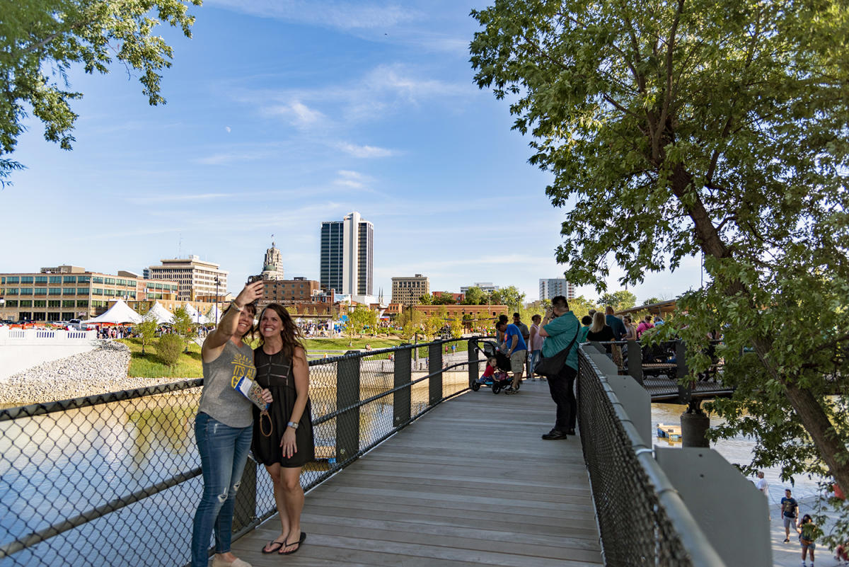 Follow Visit Fort Wayne on Social Media